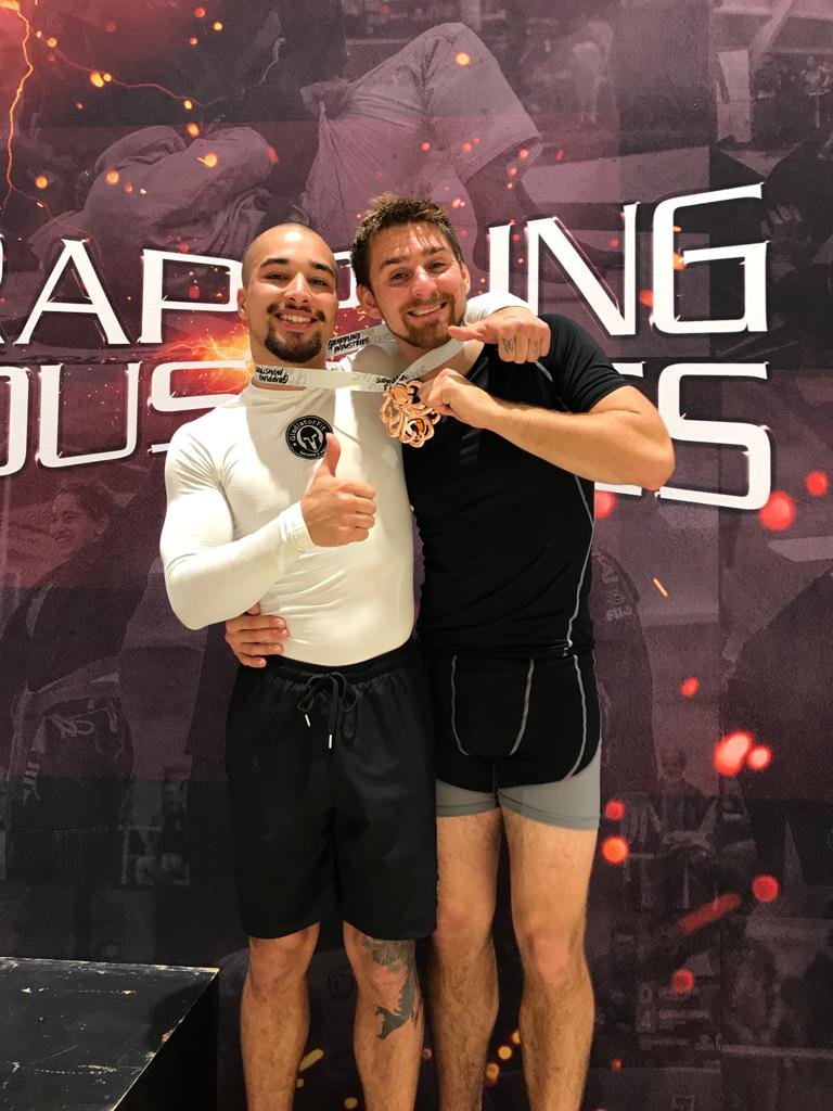 le MMA se pratique au kenpokan dojo